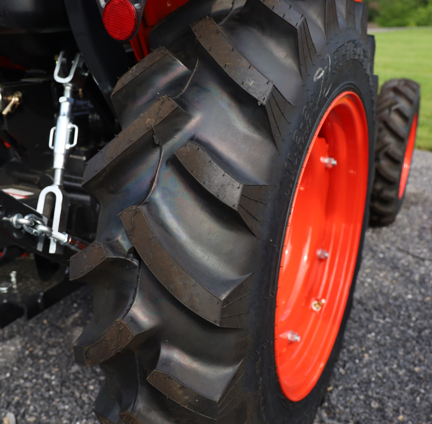 Kioti Tractor CX2510 HST - Kenton Equipment