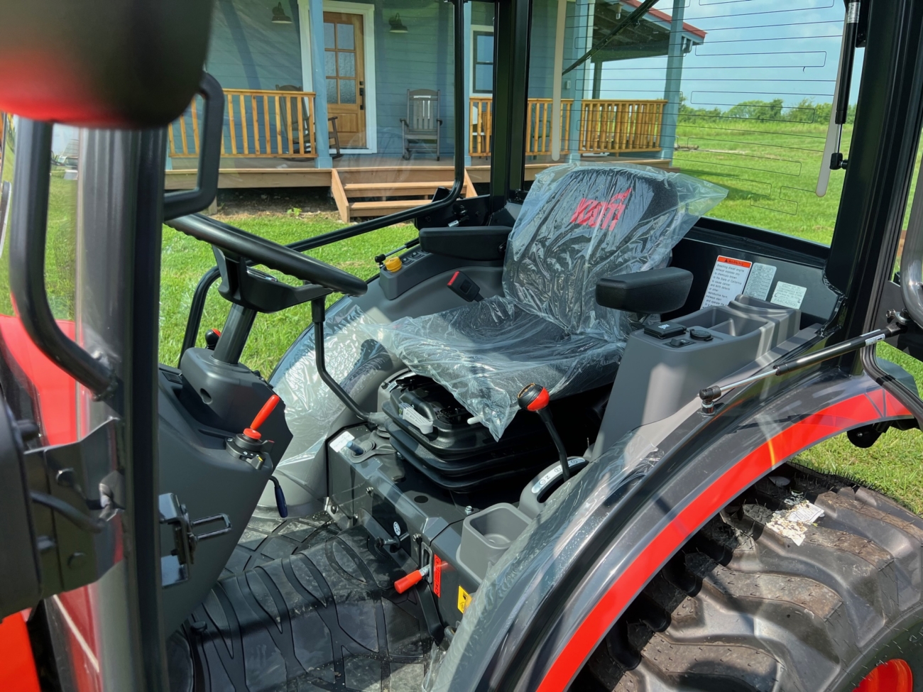 CK2620SE HST Cab - Kenton Equipment