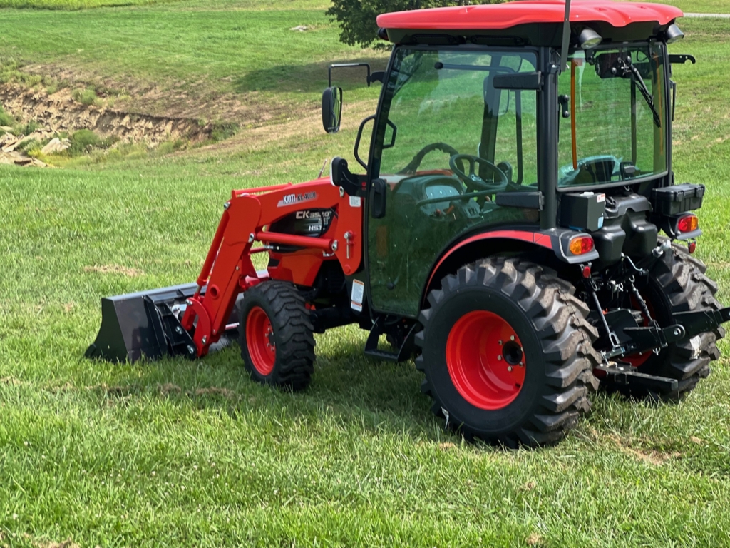 CK3520SE HST Cab - Kenton Equipment